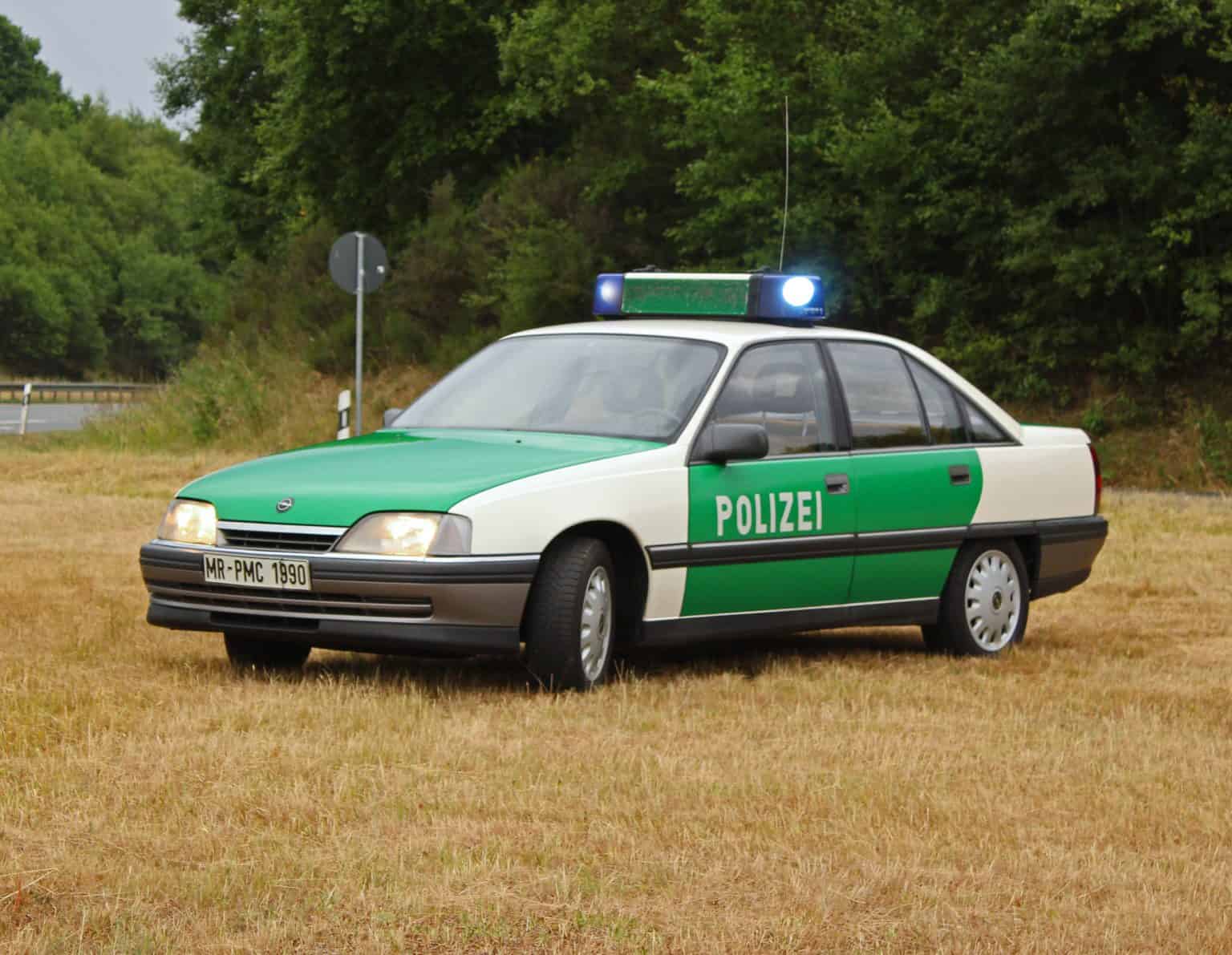 Opel Omega A | Polizei-Motorsport-Club Marburg 1990 e.V.