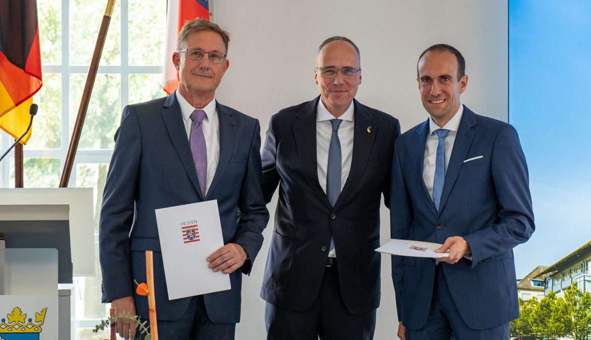 PP Paul mit Polizeioldie in den Ruhestand | Polizei-Motorsport-Club ...